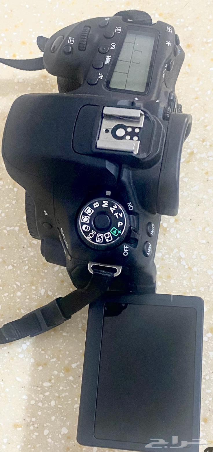 كاميرا كانون 80D مع عدسة 50 mm مع شنطة كاميرا - موقع حراج