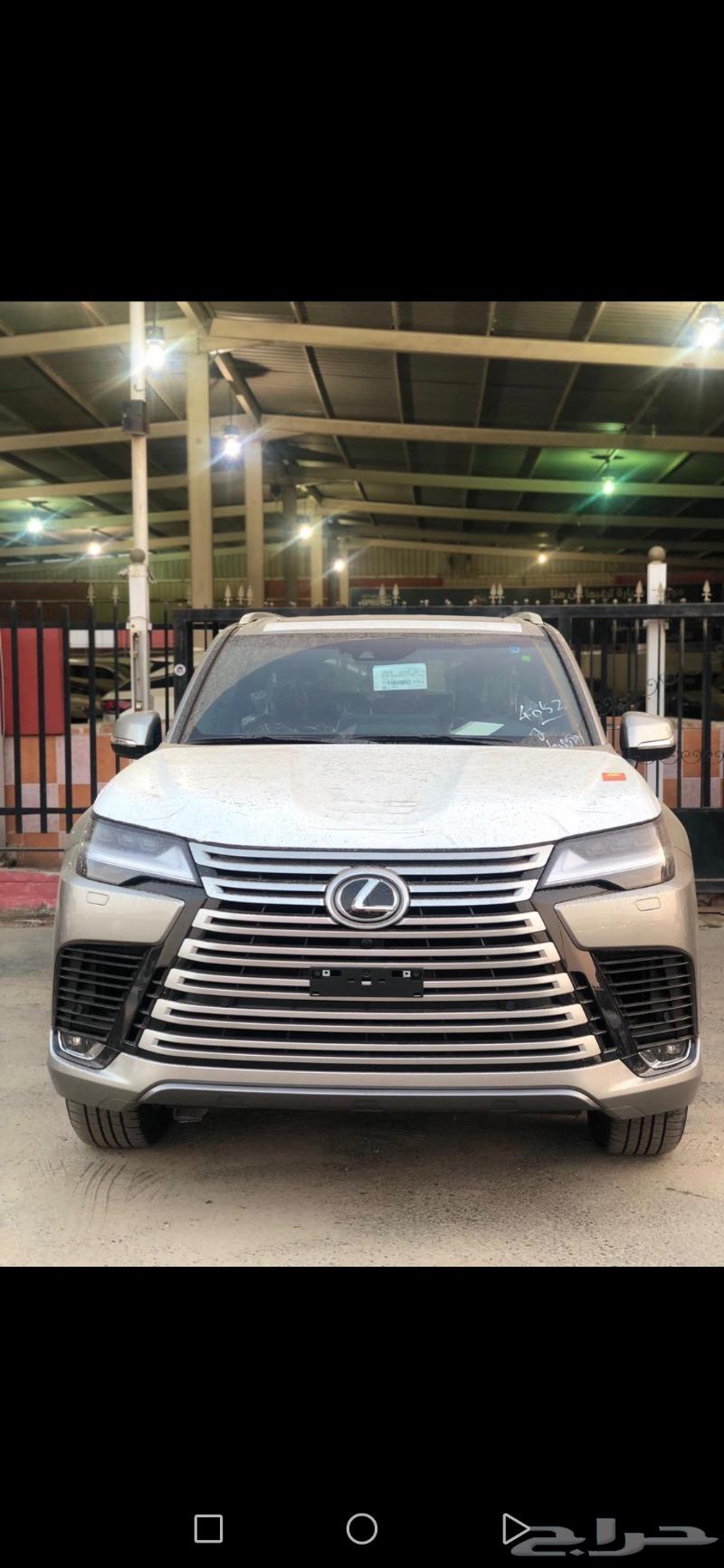 جيب لكزس LX 600 BB 2023 تيتانيوم داخل أحمر - موقع حراج