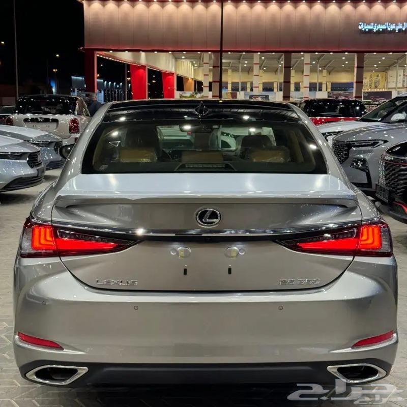 لكزس ES350 cc 2023 نص فل لون تيتانيوم - موقع حراج
