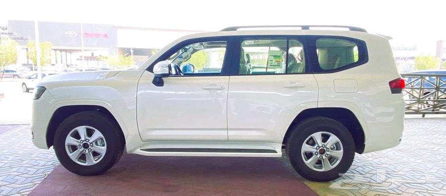 تويوتا لاندكروزر GXR L2 بنزين 2024 | موقع حراج