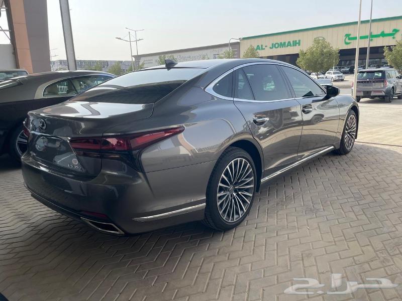 لكزس LS350 2024 ماشي 4 الف كم | موقع حراج
