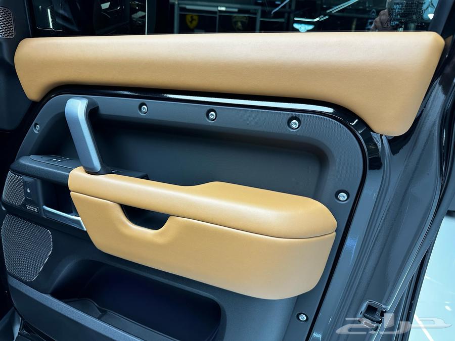 Defender V8 - 2024 - 1.600KM | موقع حراج