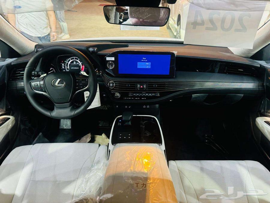 لكزس LS350 2024 ماشي 5الف كم | موقع حراج
