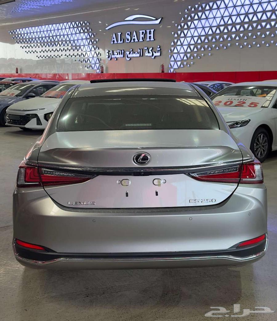 لكزس ES250 AA 2025 سعودي لدي شركة الصفح للتجارة | موقع حراج