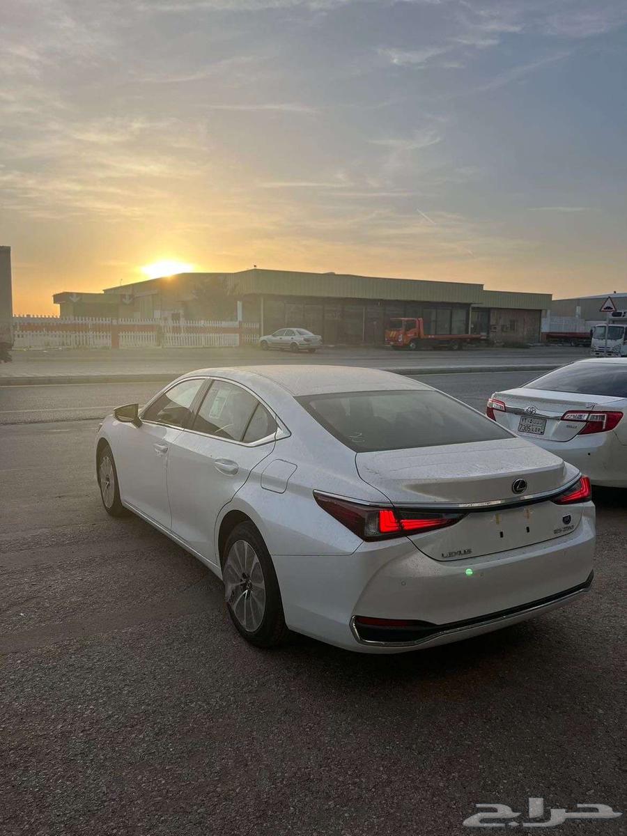 لكزس ES250 AA بنزين 2025 - عروض الأقساط | موقع حراج
