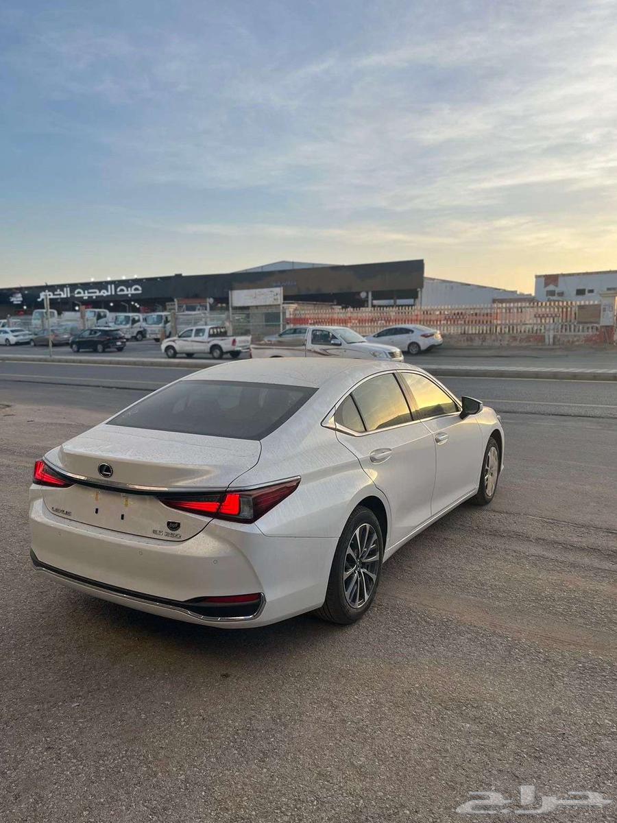 لكزس ES250 AA بنزين 2025 - عروض الأقساط | موقع حراج