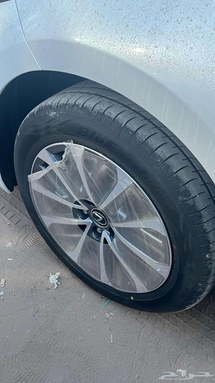 لكزس es 250 aa موديل 2025 لون ابيض سعودي | موقع حراج