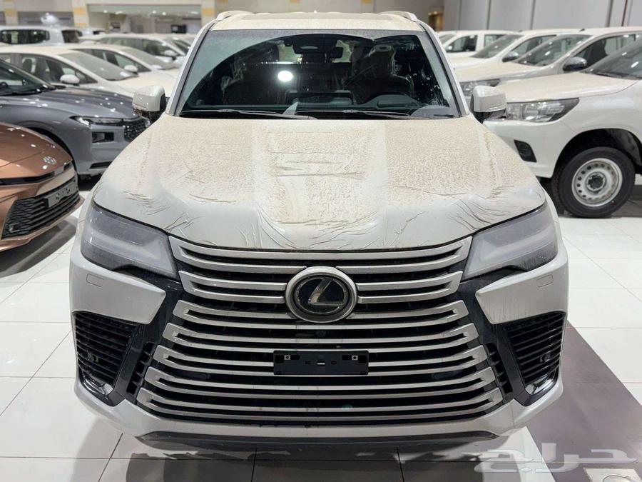 لكزس BB LX 600 بريمي 2024 اللون ابيض داخلي جملي عرض خاص | موقع حراج