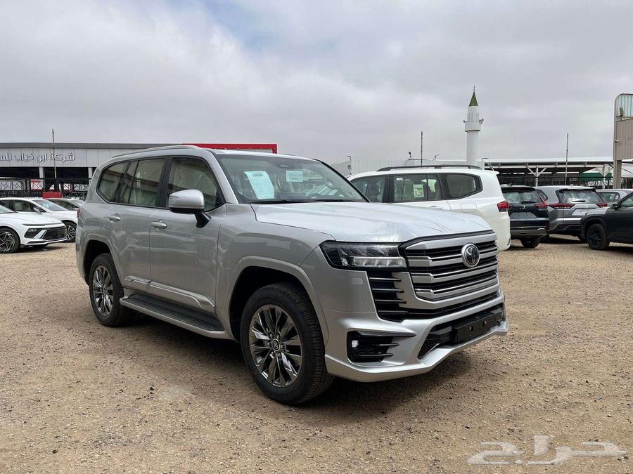 تويوتا لاندكروزر GXR S 2025 كاش وتقسيط | موقع حراج