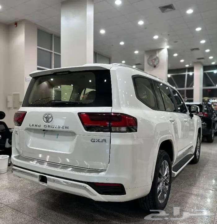 تويوتا لاندكروزر GXR L4 بنزين 2024 بطاقة جمركية | موقع حراج