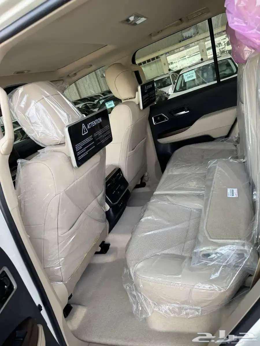 تويوتا لاندكروزر GXR 2025 L5S خليجي كاش وبنك | موقع حراج