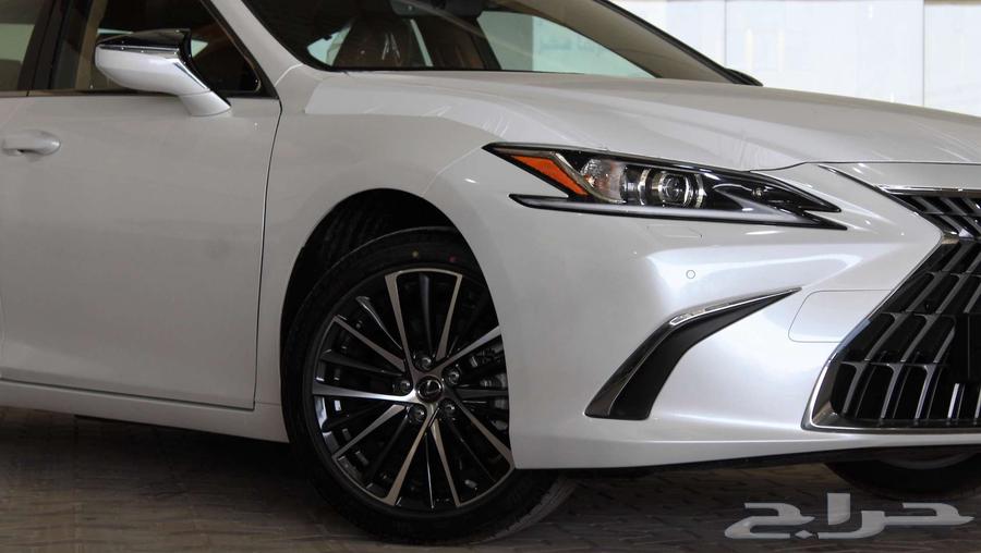 لكزس - ES300 Bh هايبرد - 2024 - نص فل - خليجي | موقع حراج