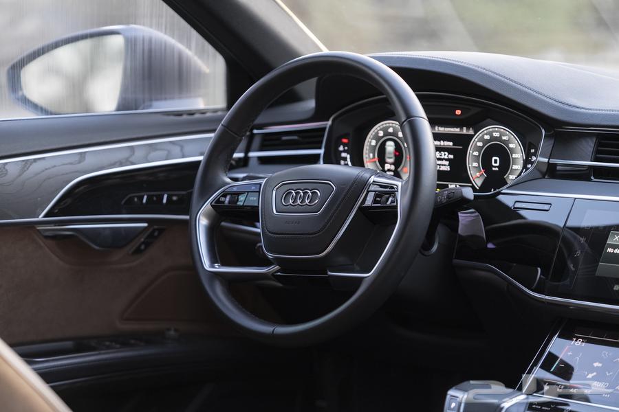 اودي A8L فل كامل A8L 55 TFSI فل كامل 2021 أول مالك | موقع حراج