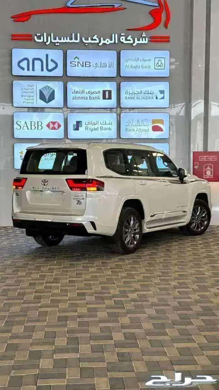 تويوتا لاندكروزر GXR L5 فل كامل وارد الساير 2025 | موقع حراج