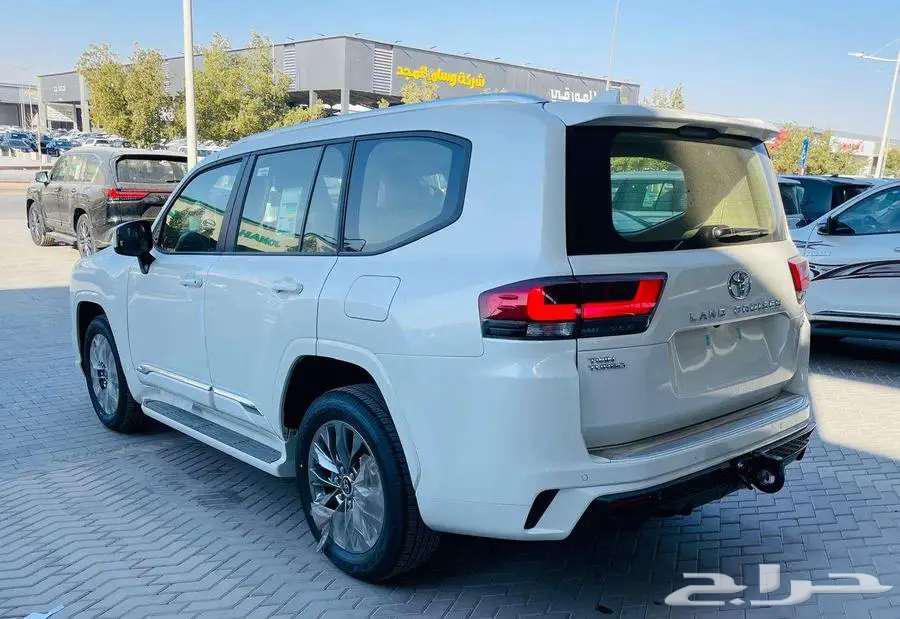 تويوتا لاندكروزر L5 -GXR- بنزين 2025 كاش وتقسيط بنوك | موقع حراج