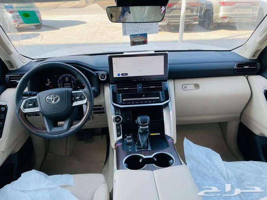 تويوتا لاندكروزر L5 -GXR- بنزين 2025 كاش وتقسيط بنوك | موقع حراج